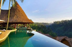 Tropical pools – beautiful and exotic landscape ideas